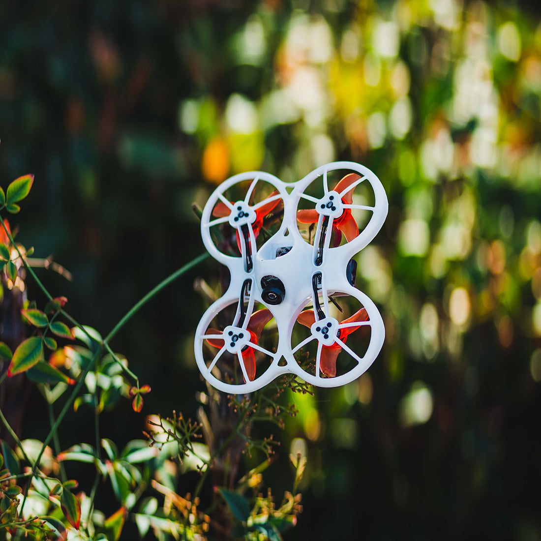 Emax Tinyhawk 75mm F4 4in1 3A 15000KV 37CH 25mW 600TVL VTX 1S Indoor FPV Racing Drone with FRSKY ...